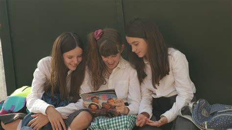 ‎schoolgirls 2020 Directed By Pilar Palomero • Reviews Film Cast