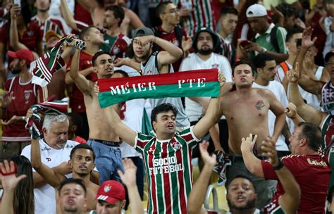 Torcida Do Fluminense Faz A Festa Nas Laranjeiras Veja Fluminense