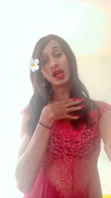 ထူးခန့်ကျော်ကြောင့်နာမည်ကြီးသွားတဲ့မိုးဟေကို Youtube