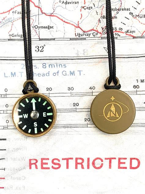 True North Concepts Miniature Sere Compass Devilsix