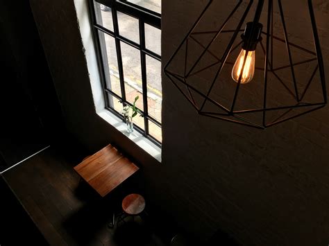 무료 이미지 빛 목재 바닥 창문 유리 천장 어둠 방 조명 인테리어 디자인 전등 일광 4032x3024 83955 무료 이미지 Pxhere