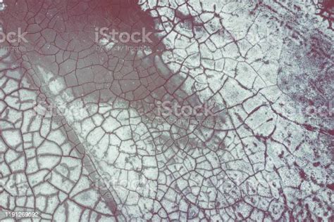 초현실적 인 산업 장소의 공중 보기 건조한 표면 사막의 풍경 환경에 대한 인간의 영향 위에서 볼 수 있습니다 추상적 인 산업 배경 0명에 대한 스톡 사진 및 기타 이미지