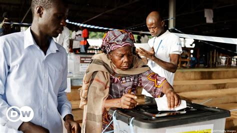 Sierra Leone Presidential Election Marred By Delays Chaos Dw