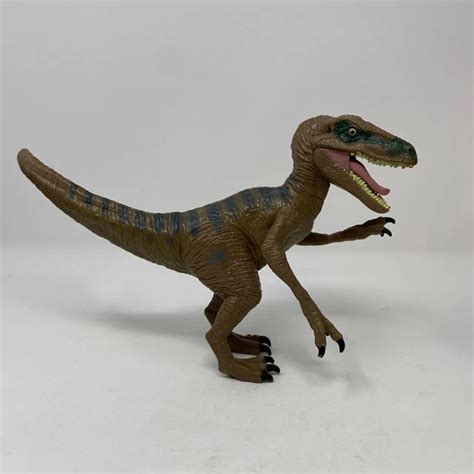 Hasbro Jurassic World 2015 Velociraptor Delta Dinosaur Raptor Figure
