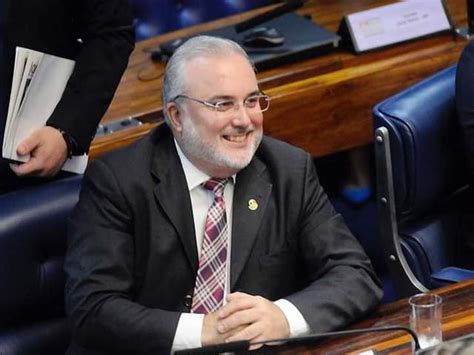 Lula escolhe o senador Jean Paul para presidência da Petrobras Jornal Folha Regional