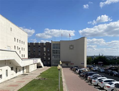 В Орле хотят запретить афиши и плакаты на фасадах зданий РИА 57