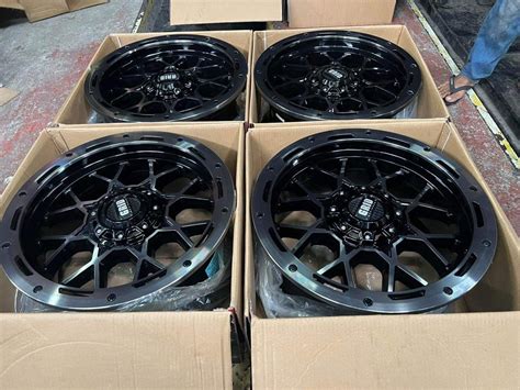 20” Grid Offroad Gd13 Orig Magwheels Used 6holes Pcd 135 139 Original On Carousell