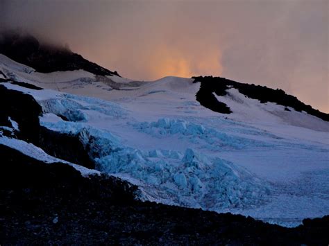 Mount Shasta Glacier Travel And Crevasse Rescue Course — International