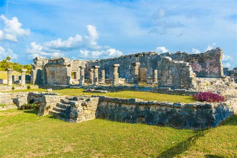 Ruinas Del Templo En Tulum De Maya Archeological Site Antigua En Maya