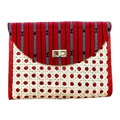 Solihiya Clutch Tapis And Baag