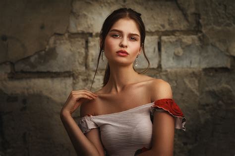 Wallpaper Face Women Outdoors Long Hair Brunette Bare Shoulders