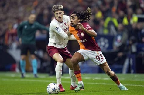 Bayern Munich Signs Right Back Sacha Boey From Galatasaray The