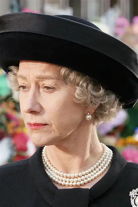 6 Aktris Ini Sukses Perankan Ratu Elizabeth Ii Di Film Ada Yang Menang