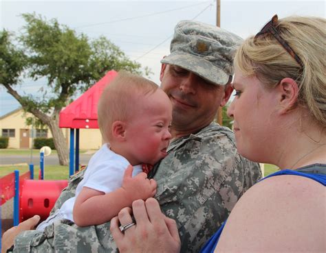Efmp Aids Special Needs Families Article The United States Army