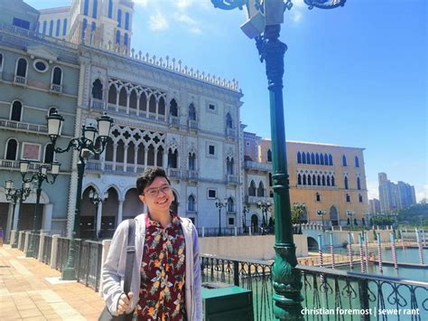 Meet Christian Foremost Gay Filipino Blogger Writer Christian