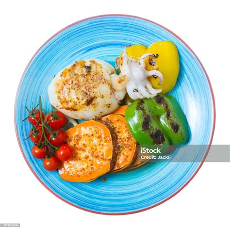 세피아의 이미지 튀긴 고추 삶은 Batat과 꿀 겨자 소스와 그릴에 0명에 대한 스톡 사진 및 기타 이미지 0명 갑오징어류 구이 Istock