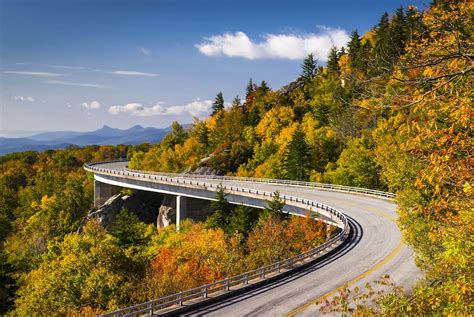 The Perfect Blue Ridge Parkway Road Trip Itinerary Tips