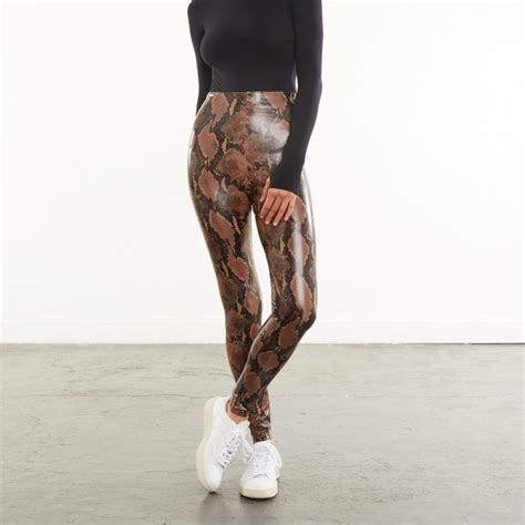 Commando Faux Leather Control Smoothing Legging Tawny Python Slg Commando Wolf Badger
