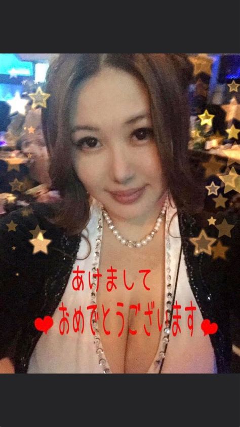 写真 8ページ目年が変わる瞬間に「年越しセックス！」と歓声が 大晦日から1月4日まで開催される“狂気”の乱交パーティー「紅白なんか