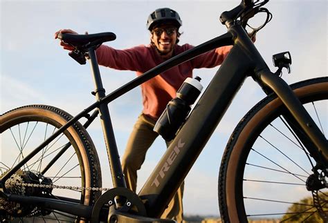Trek Steps Into New Era With First Throttle Powered E Bike The Fx 1