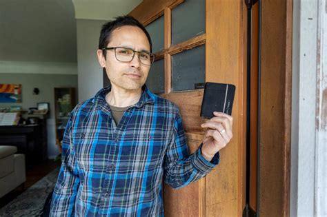 Man Recounts Chasing Carjacking Suspect Who Stole His Wallet Victoria