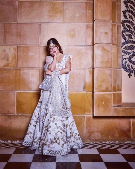Bollywood Actress Jacqueline Fernandez Look Gorgeous In These Couture