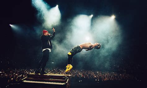 Los Nuevos Secretos De Twenty One Pilots Twenty One Pilots Wallpaper