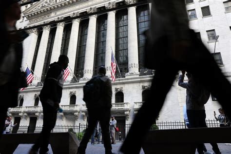 【米国市況】株が大幅反落、frbタカ派姿勢で－ドル144円台半ば Bloomberg