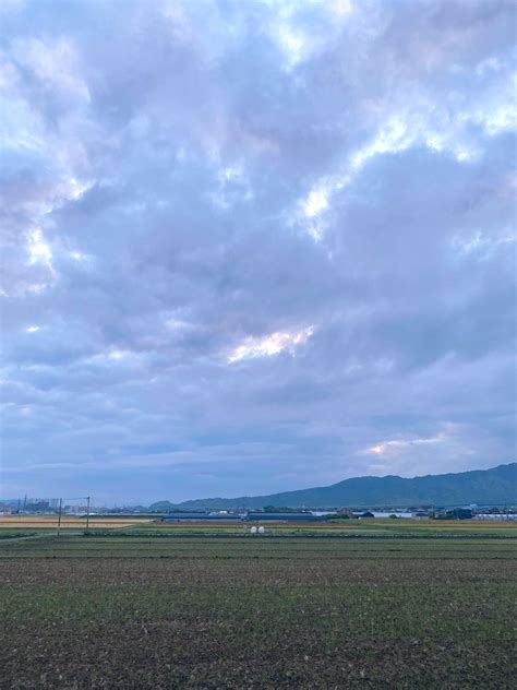 架名真生 On Twitter Rt Kamo2010kamo 今朝の糸島の雲☁️ω おはようございます☁️☁️☁️ 現在
