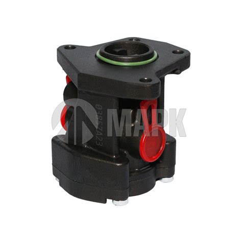 77864 Насос топливный низкого давления ТННД шестеренчатый 0440020045