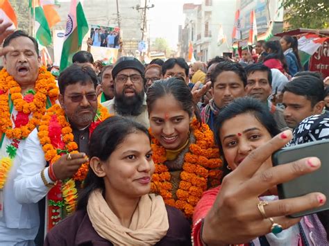 प्रदेश अध्यक्ष बोले संविधान बचाने के लिए यात्रा महासचिव को पहचानने से