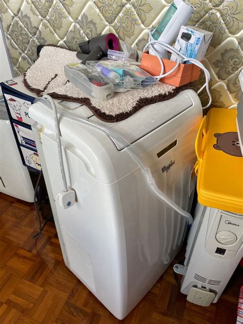 Whirlpool移動式冷氣 家庭電器 冷氣機及暖風機 Carousell