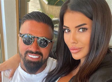 Ето къде Джизъса заведе новата си съпруга на меден месец Новини Woman Bg