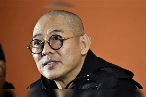 网传李连杰去世？向太发文辟谣：今早你还和我请安啊！