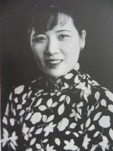 母亲是小妾死后族人不让从正门出殡谭延闿怒卧棺盖抬我出殡 知乎