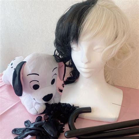 コスプレフルセット ︎ 実写版 注文 クルエラ ぬいぐるみ付き