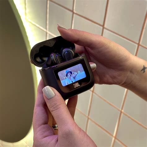 Tai nghe JBL Tour Pro 2 Chính Hãng