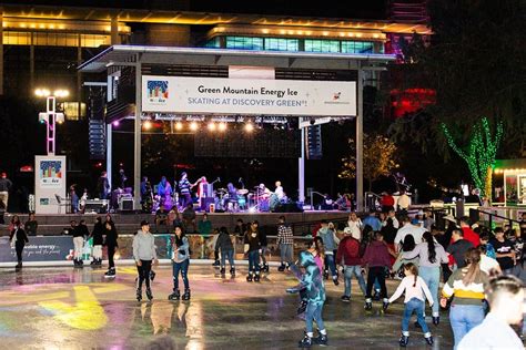 Skating Rink Discovery Green