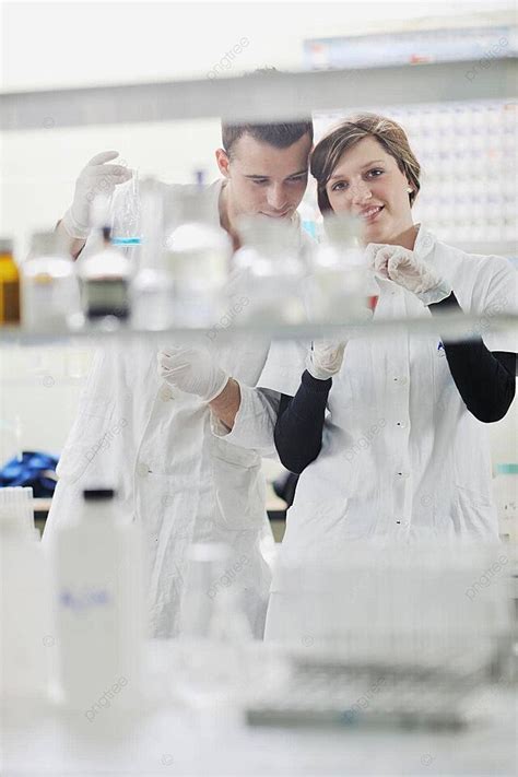 Babes Couple In Lab Lab Coat Women Laboratory Photo Background And Picture For Free Download