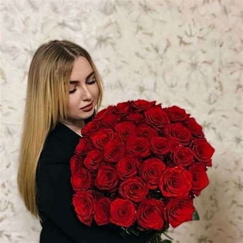 𝓐𝓵𝓫𝓲𝓷𝓪 𝓑𝓾𝓱𝔂𝓻𝓪 Albinka • Threads Say More