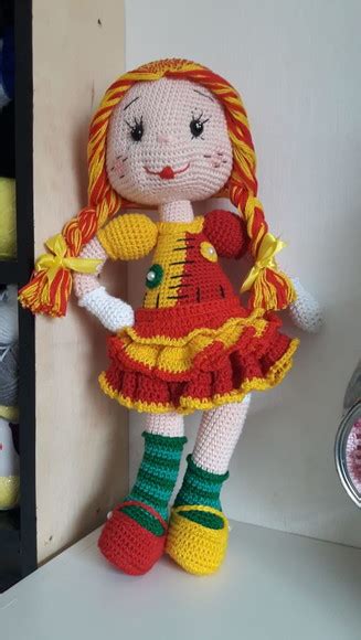 Boneca Emília de amigurumi Elo7 Produtos Especiais