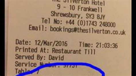 Horrified Diners Branded Ws On Restaurant Bill After Server