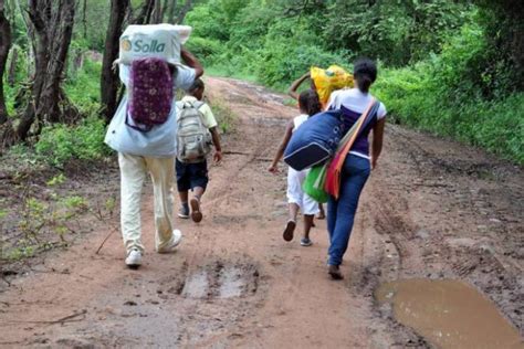 En 2021 Se Duplicó El Desplazamiento En Colombia Defensoría Del Pueblo