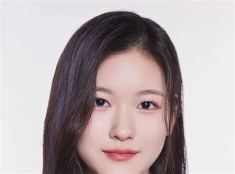 Kang Jiwon I Land 2 Profile Photos Kpopping