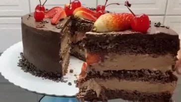 Bolo de cenoura simples e fofinho uma delícia irresistível