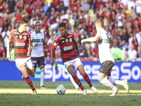 Flamengo Oficializa Venda De Matheus França Para O Crystal Palace