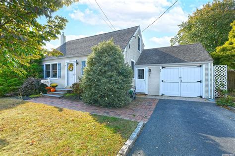 200 New York Ave Avenue Smithtown Ny 11787 Mls L3582878