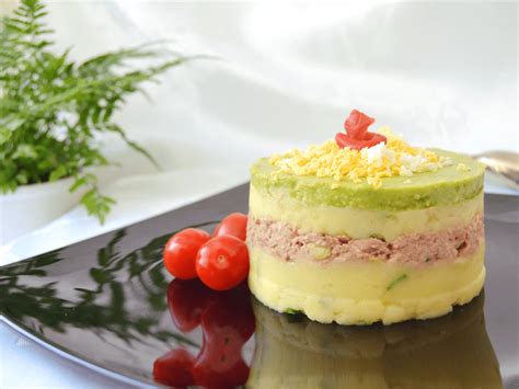 Timbal de patata atún y aguacate La cocina de Irene