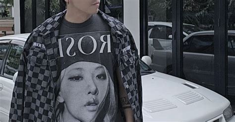 รวมรูปภาพของ โลกเป็นสีชมพู ดีเจเพชรจ้า รักครั้งใหม่กับน้องนักศึกษา