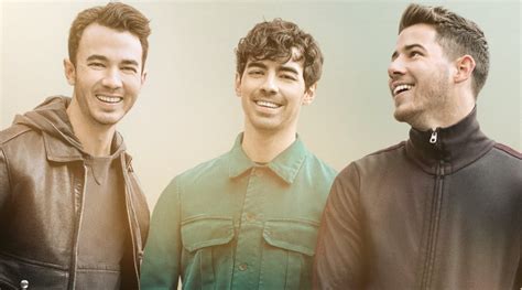 Priyanka Chopra Is Excited About Jonas Brothers Documentary Chasing